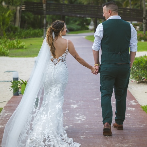 Enzoani | Dresses | Blue By Enzoani Petal Wedding Gown And Matching Cathedral Veil | Poshmark